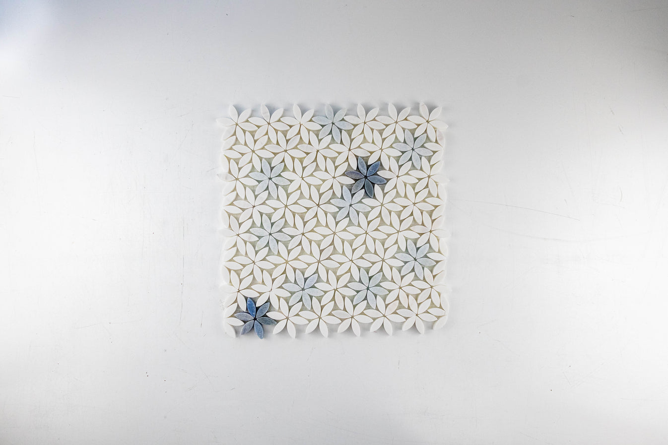 Lily Sky Blend – Stonebridge Mosaics